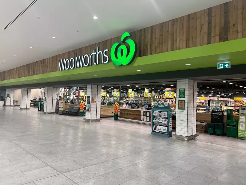 Thornlie Square Shopping Centre | DiMauro Group of Properties